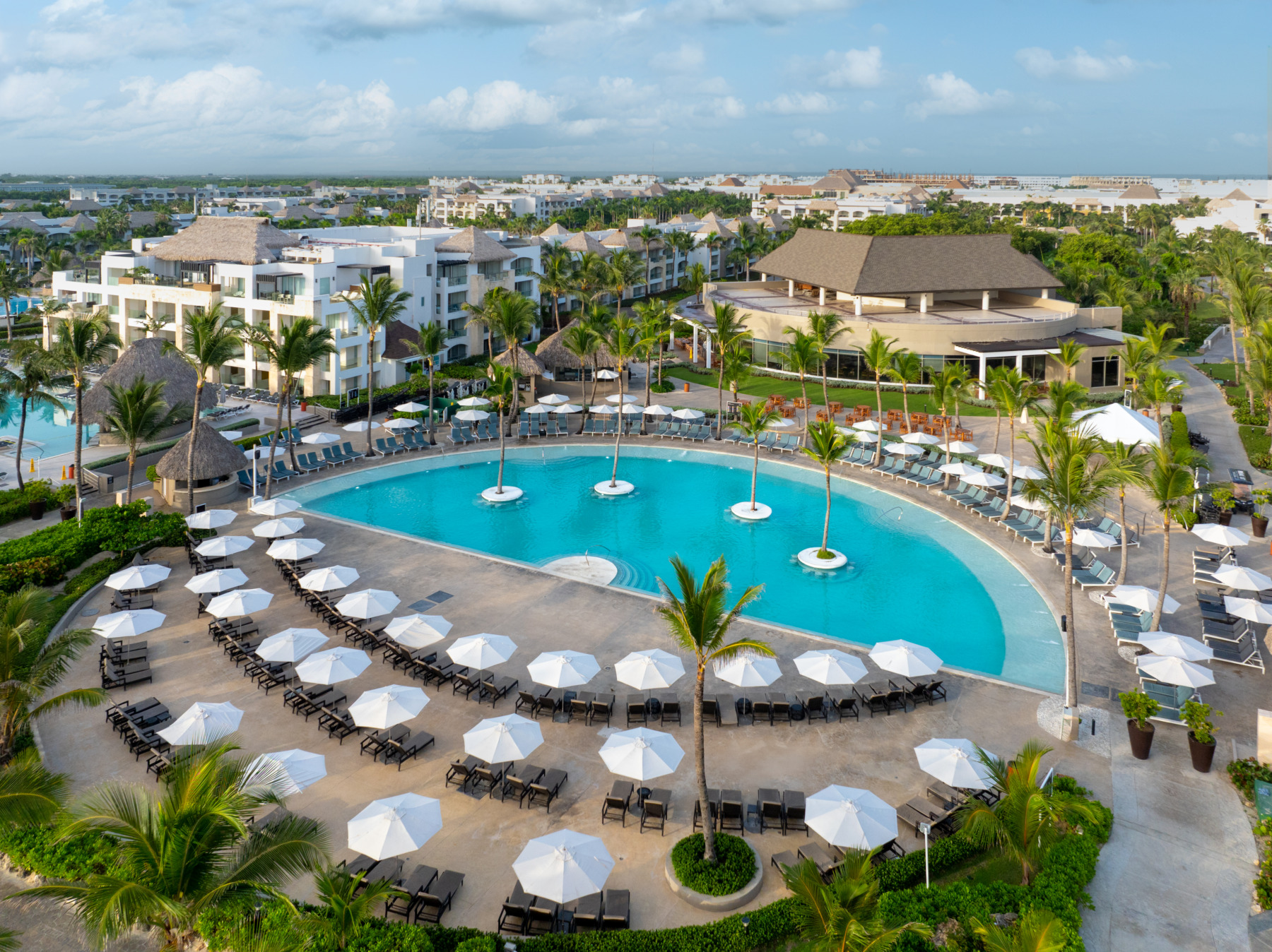 Best Beach Wedding Venues by Destination 2025