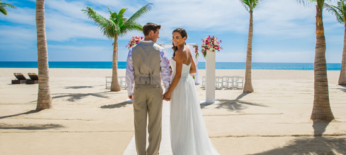How Much Does A Destination Wedding Cost In Cabo 