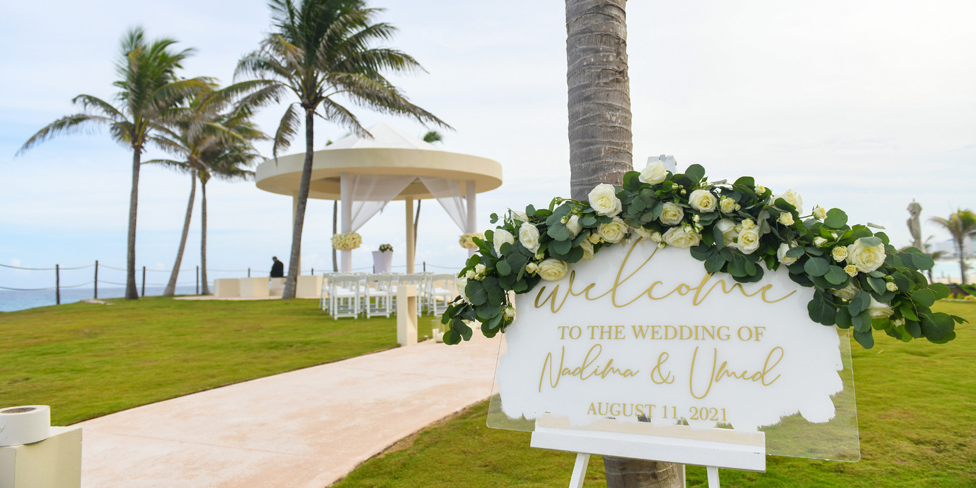Cliff Gazebo wedding venue in Hyatt Ziva Cancun - Mexico