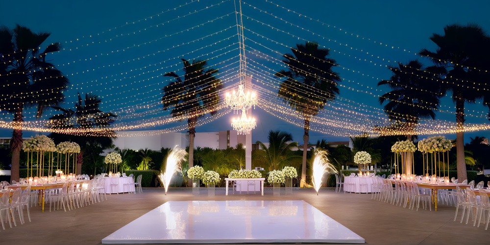 Convention Center Plaza wedding venue in Grand Palladium Costa Mujeres ...