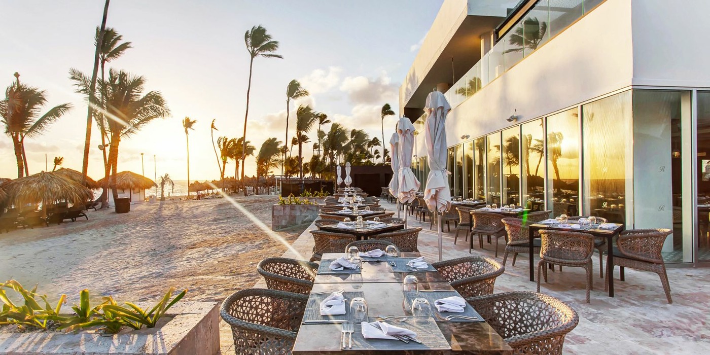 Ocean Side Terrace wedding venue in Royalton Bavaro - Dominican Republic