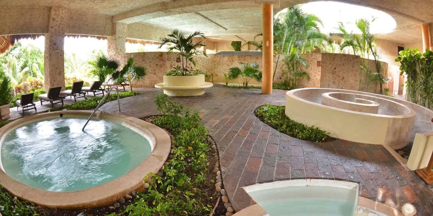 Grand Palladium Colonial ️ Destination Weddings - Destify