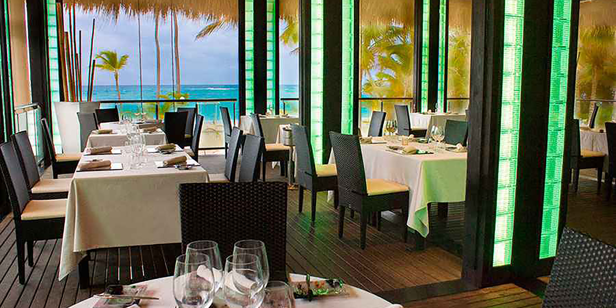 RIU Palace Macao Destination Weddings - Destify