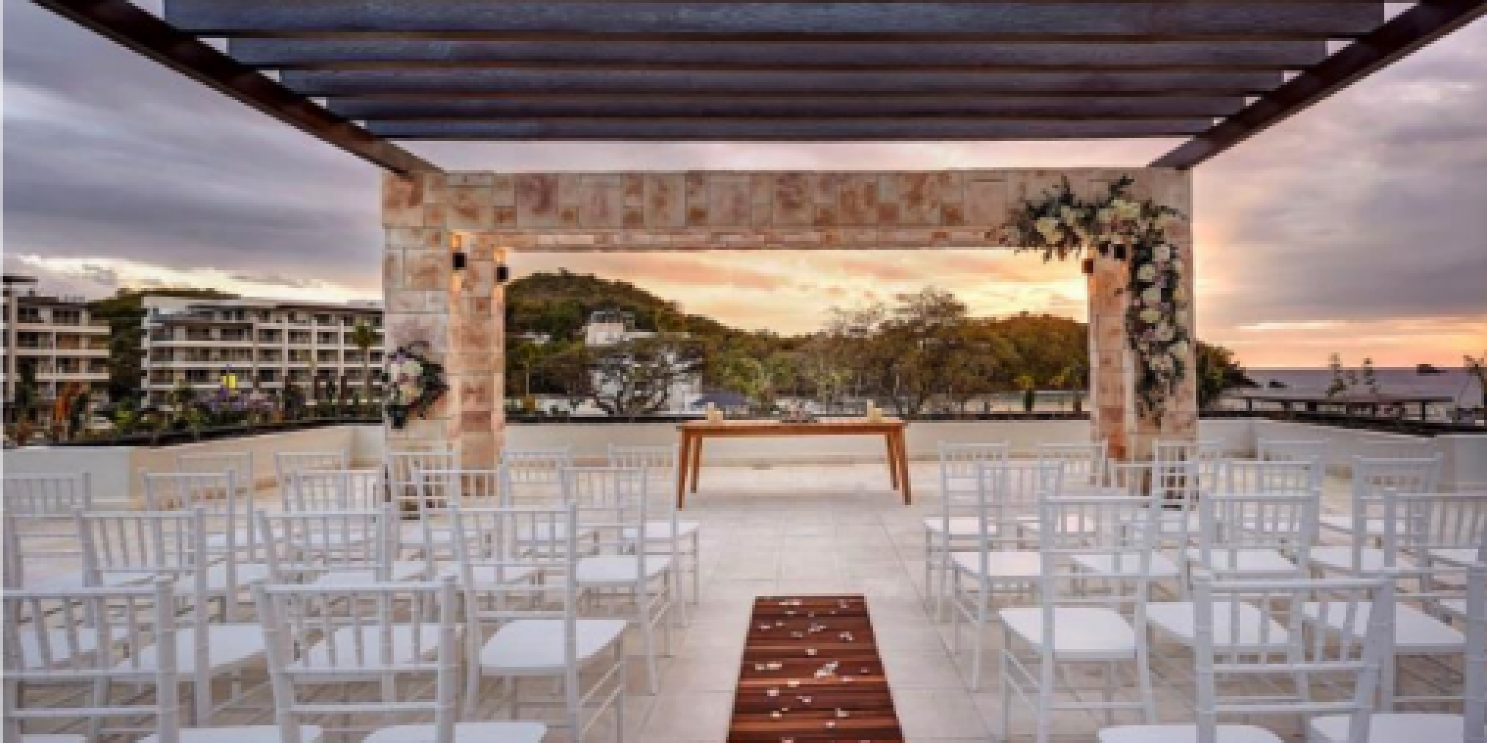 Diamond Club Deck wedding venue in Royalton St. Lucia Resort and Spa ...