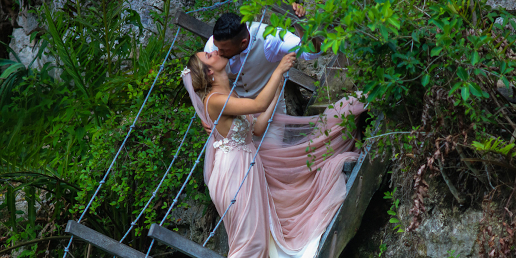 Adam and Racheal ️ Destination Weddings - Destify