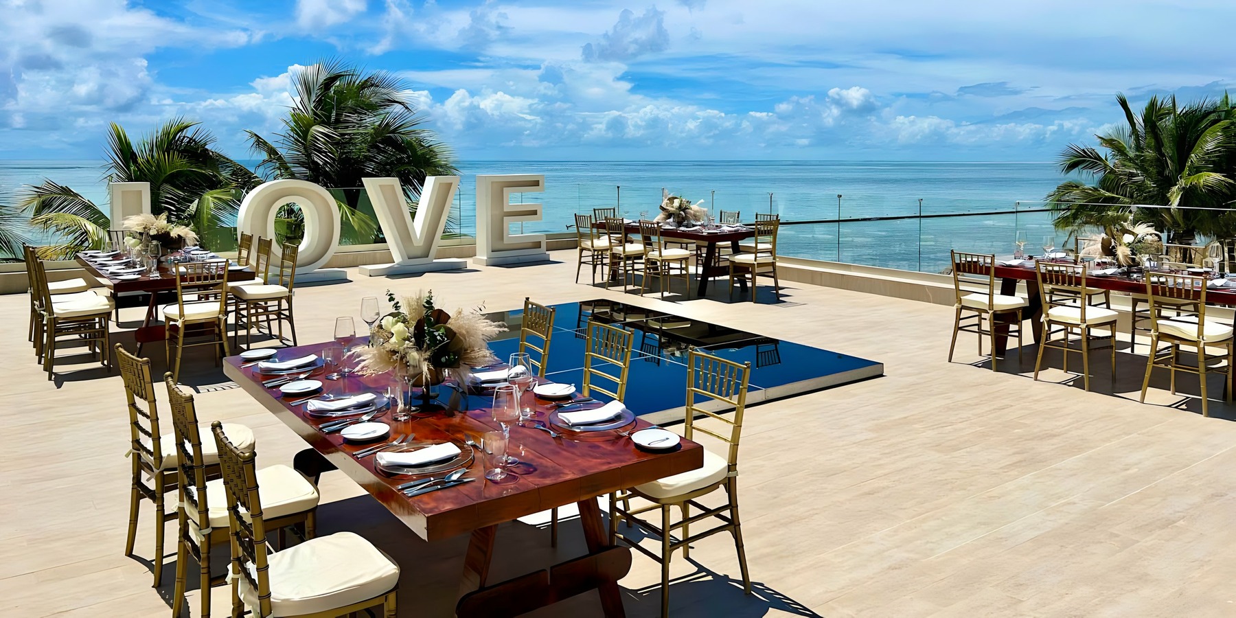 Love Terrace wedding venue in Breathless Riviera Cancún Resort and Spa ...
