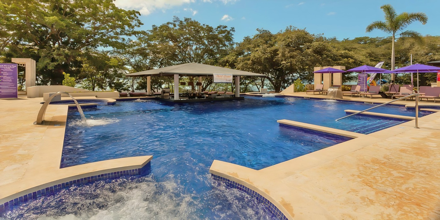 Planet Hollywood Costa Rica ️ Destination Weddings - Destify