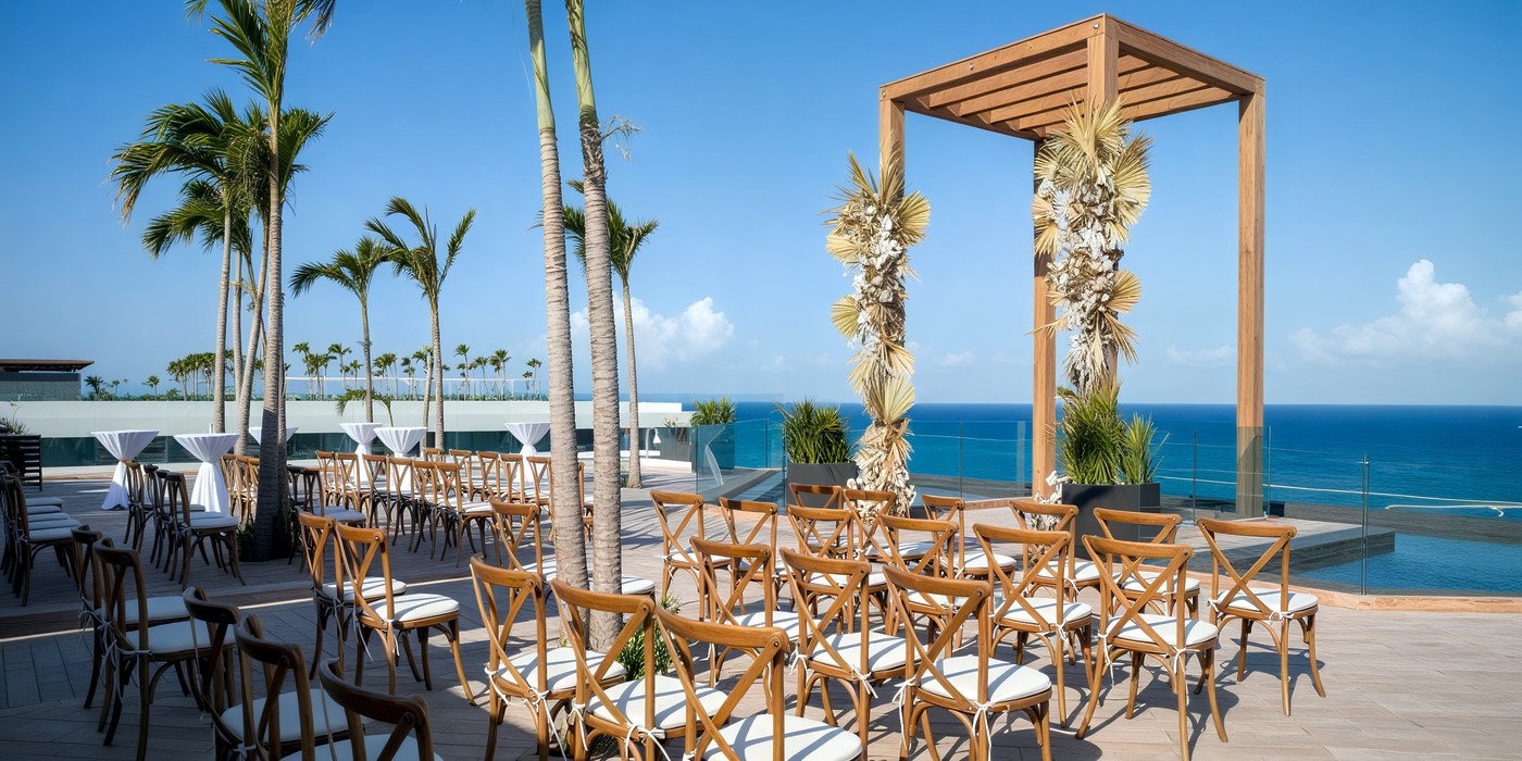 Sky Rooftop Wedding Gazebo wedding venue in Secrets Moxche Playa del ...