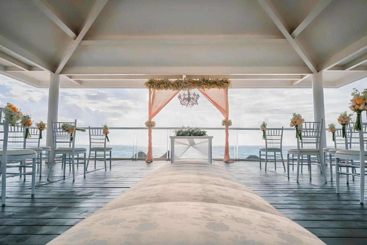 5 of Our Favorite Over-Water Wedding Venues Destify